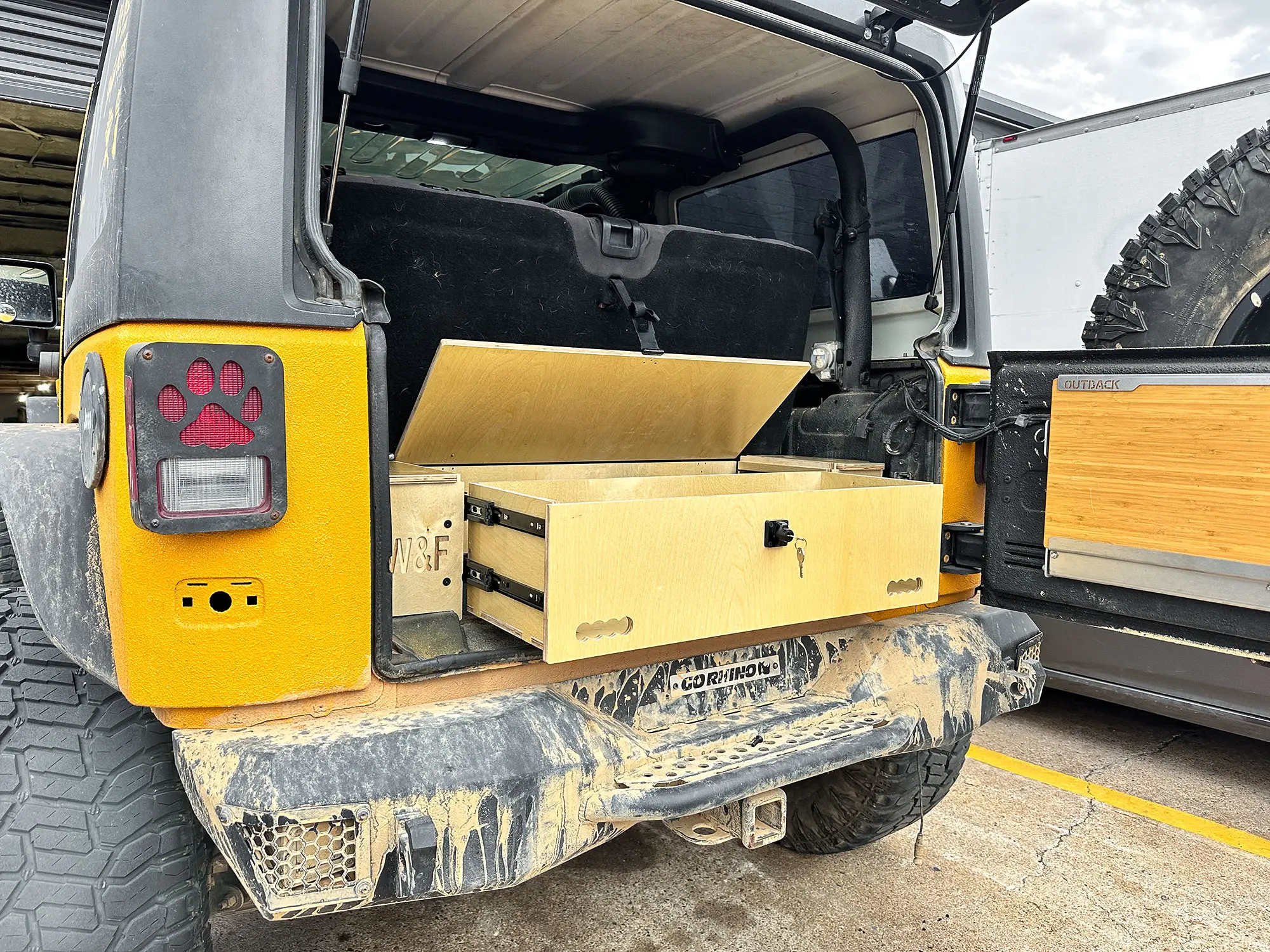Buy now the Small Cargo Drawer for Jeep Wrangler JK 2-doors with seats